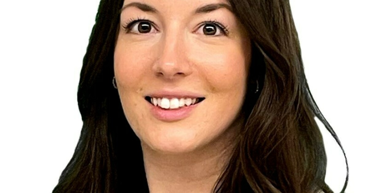 Michelle (Montreal), Ancienne préposée à la réception, disponible pour ...