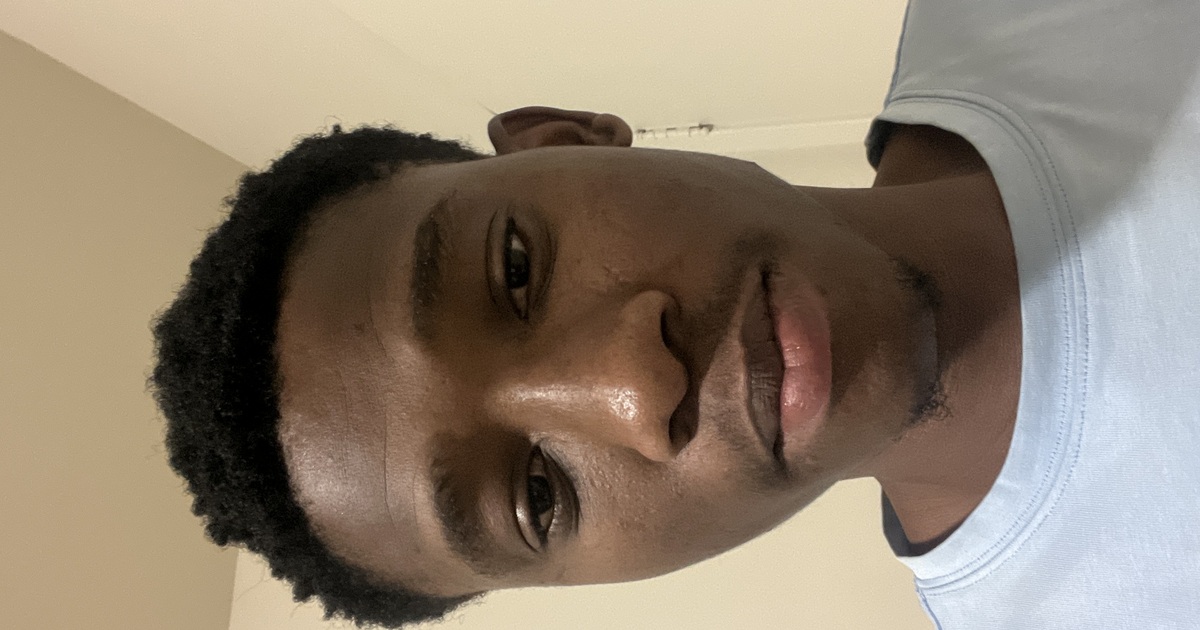 Adéchina (Québec), Préposé de chambre et prêt au nouveau défit ...